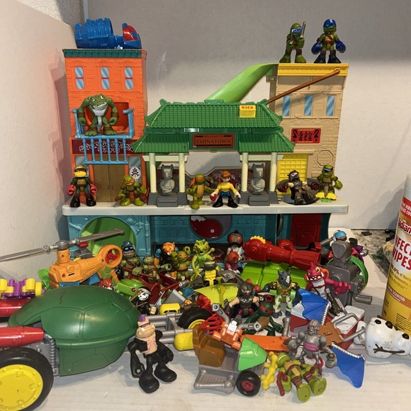 Fisher-Price | Toys | 24 Teenage Mutant Ninja Turtles Tmnt Chinatown ...